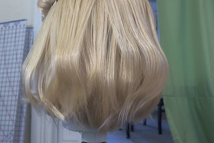 Fluffing a Straight Wig Tutorial by VC